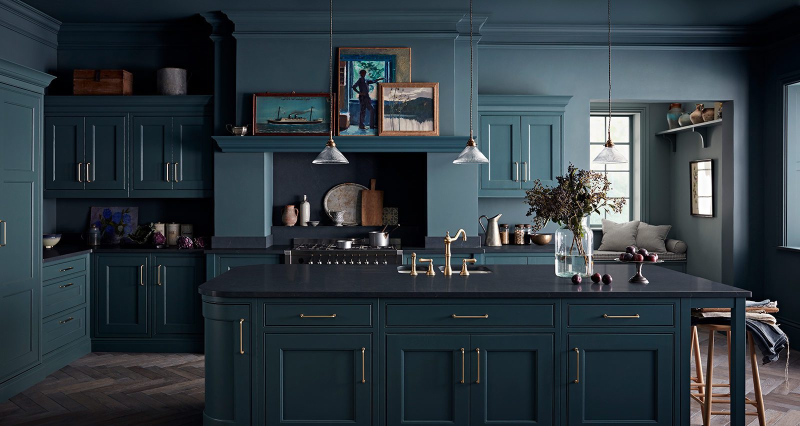 Bespoke Designer Kitchens & Furniture